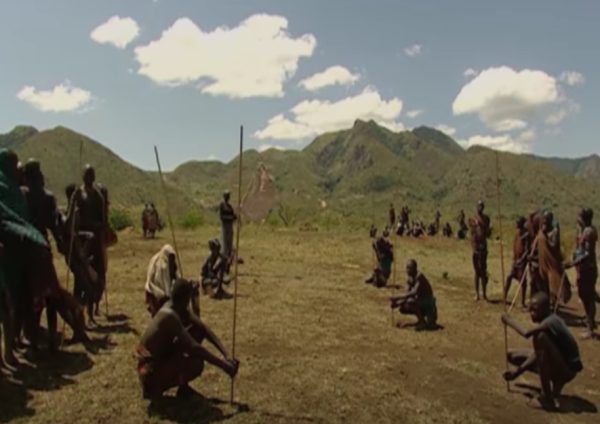Ethiopia’s Dangerous Donga Fighting Ritual Where Men Compete In Little ...