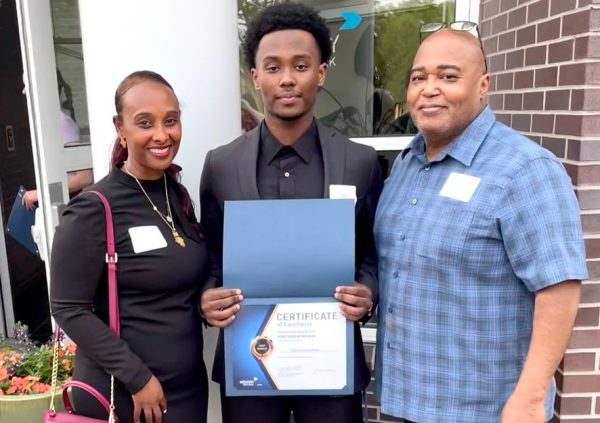 Abraham Buckner is the First Black Valedictorian in His Illinois High ...