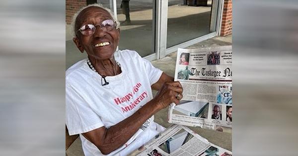U.S.: 96-Year-Old Alabama Woman Selling Newspapers For 50 Years and ...