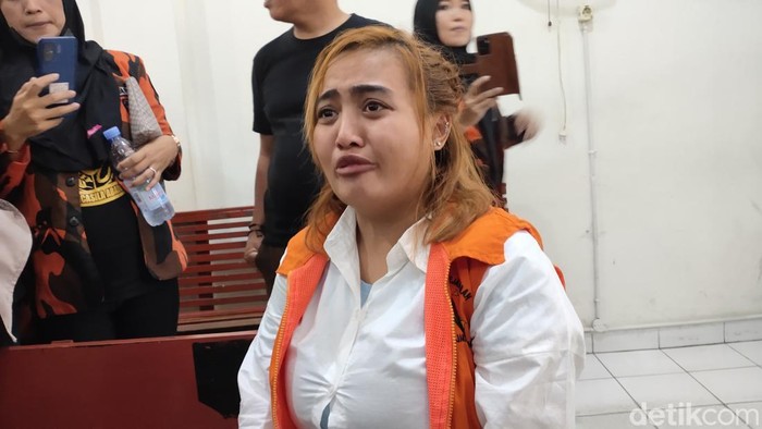 Indonesia Woman Jailed For TikTok Video Praying Before Eating Pork ...