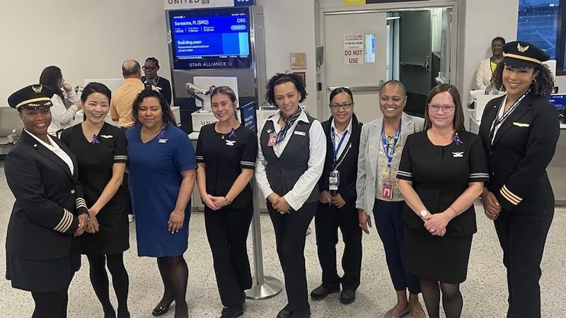 United Airlines Honors Women’s History Month with All-Female Flight ...